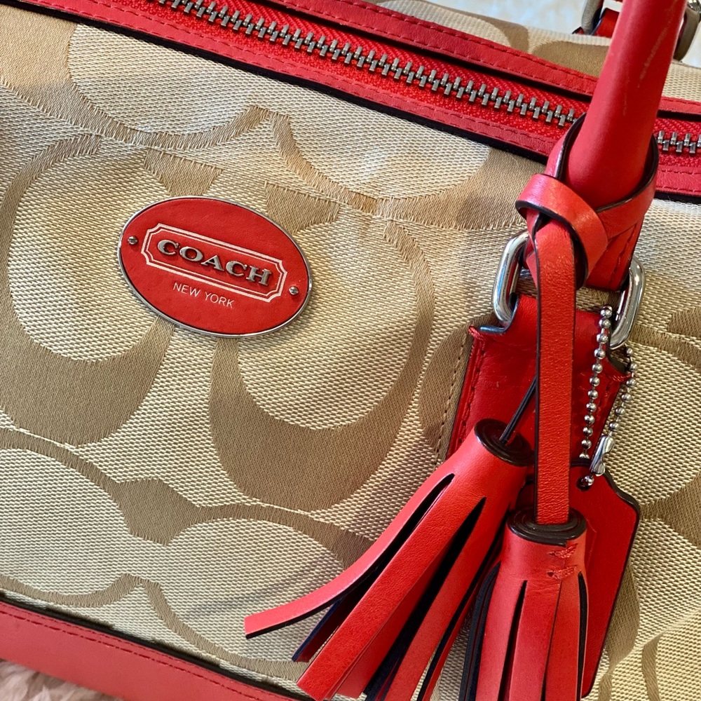 Coach-Coral And Tan Signature - Gem